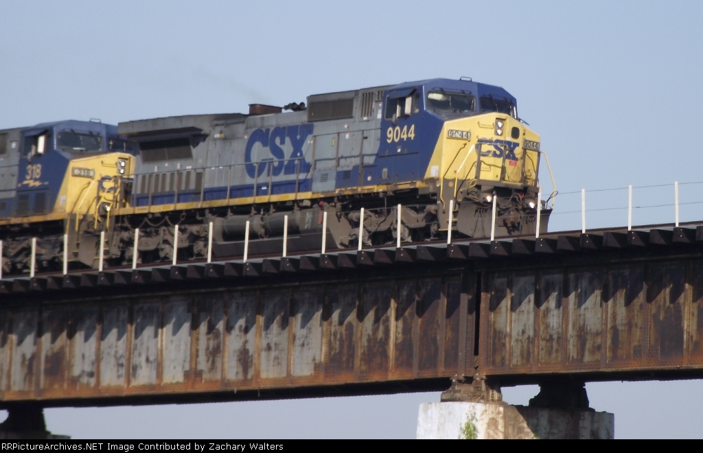 CSX 9044